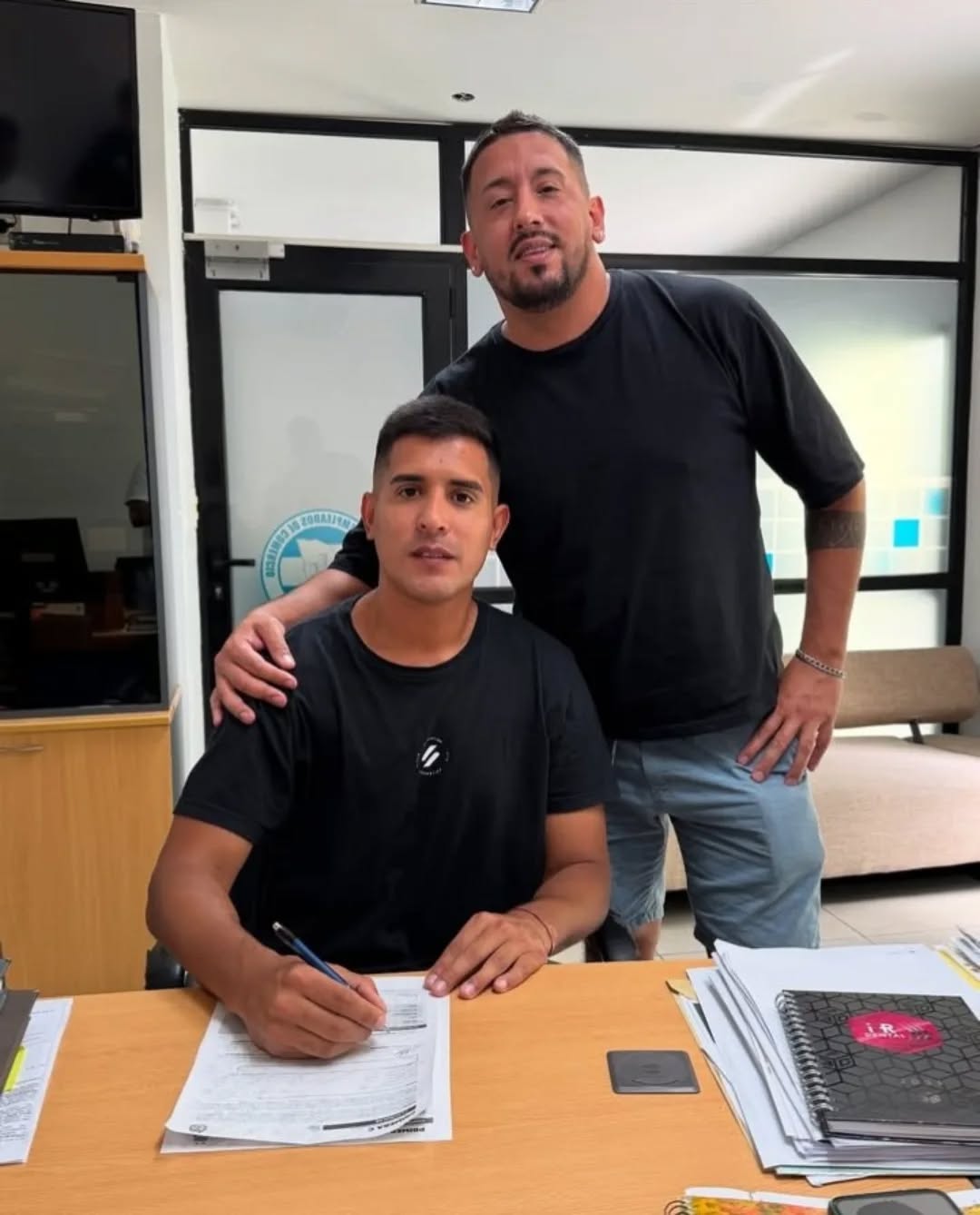 SE FUE "CORTO" SMITH, LLEGÓ ROBLES A BERAZATEGUI - conexionsurnoticias ...